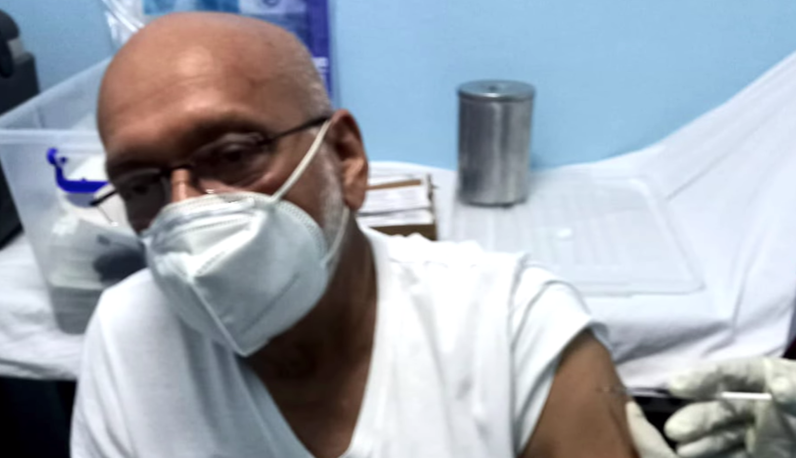 Former President Donald Ramotar receives COVID-19 Vaccine - News Source ...