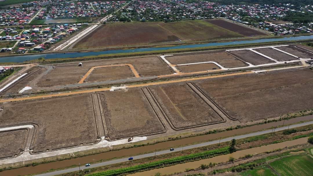 Housing Ministry launches probe into "bribe for house lot" scandal ...