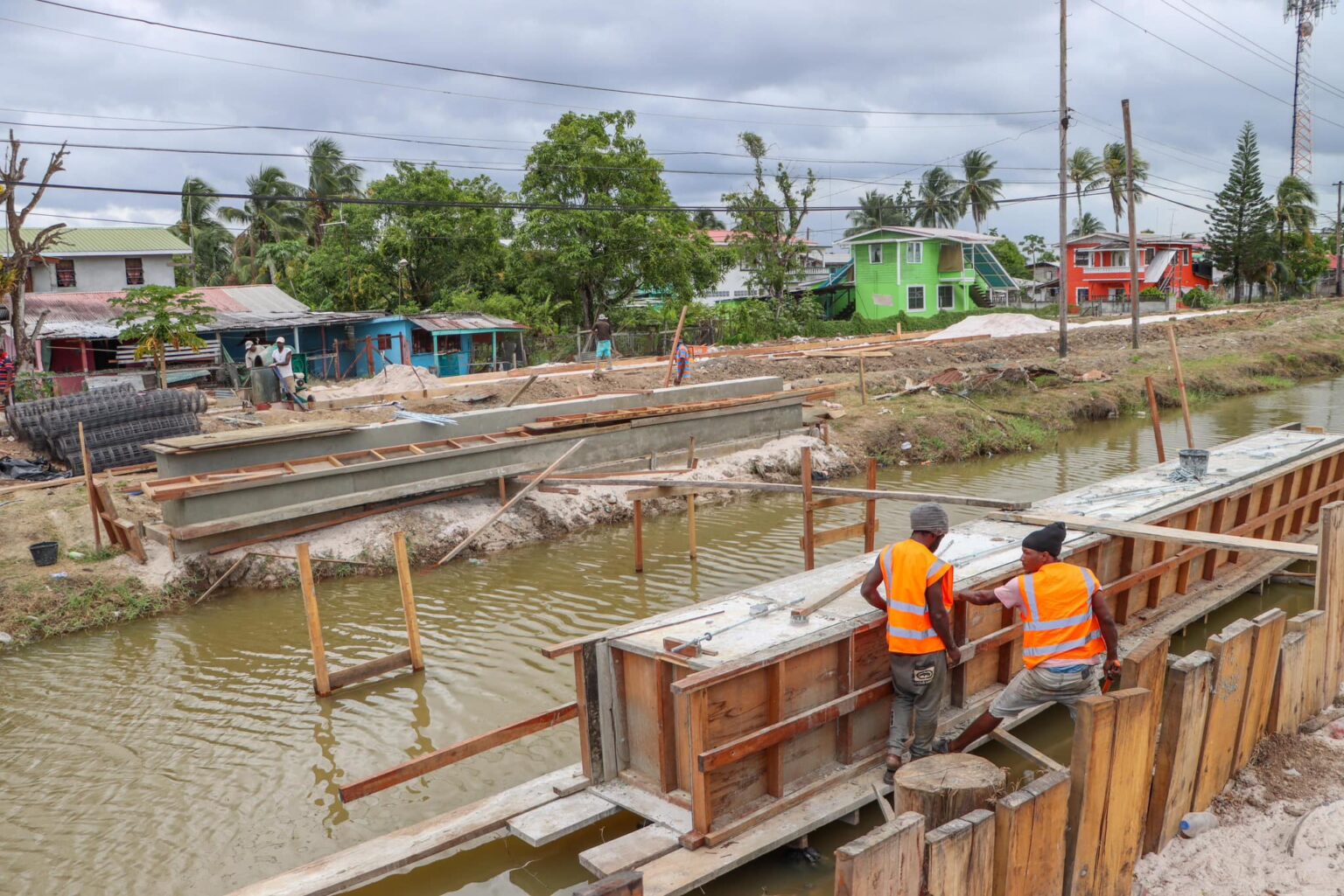 More than $181 Billion in Government contracts awarded between between ...