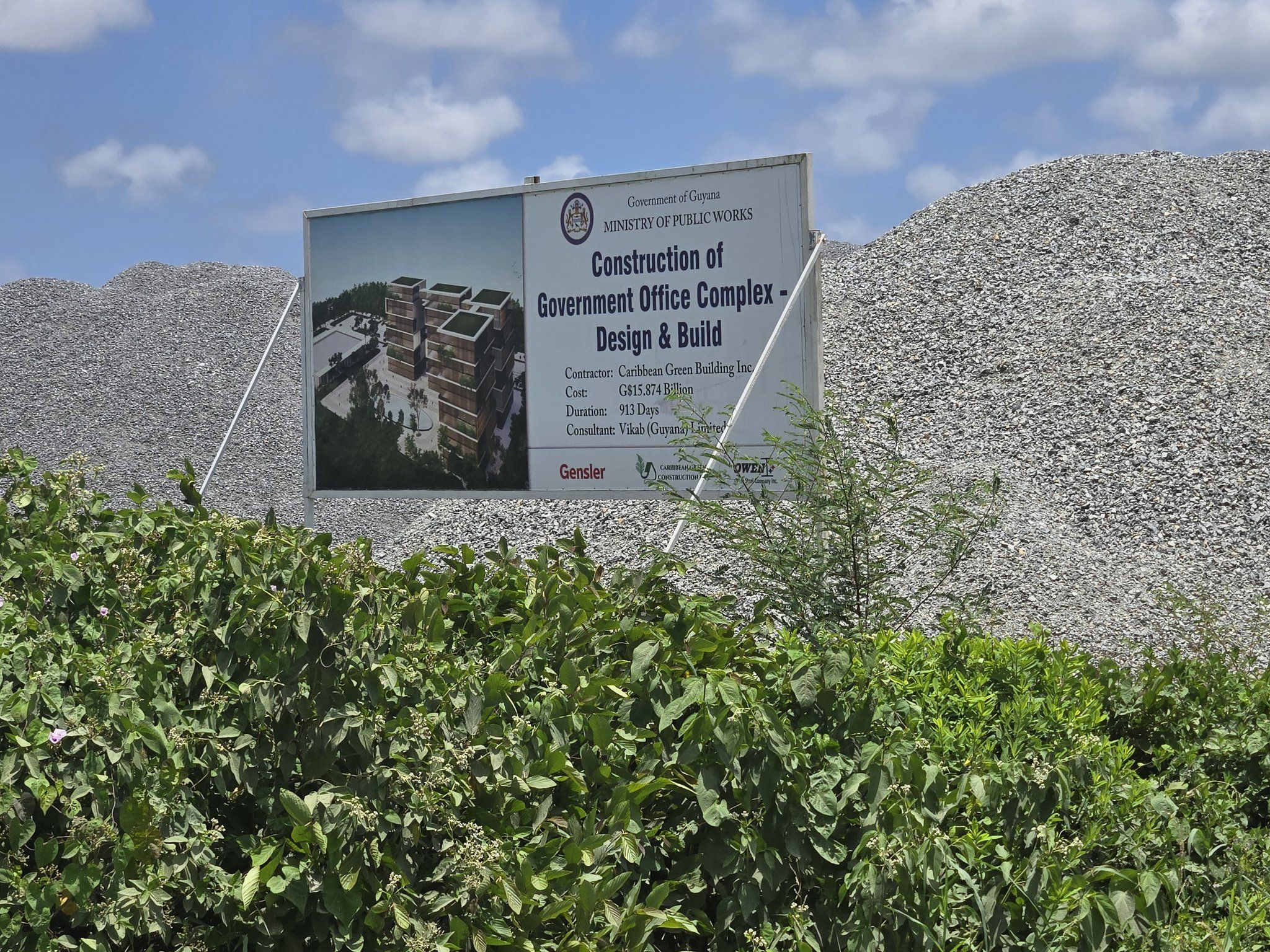 Construction of Government Office Complex at Eccles/Haags Bosch at 10% ...