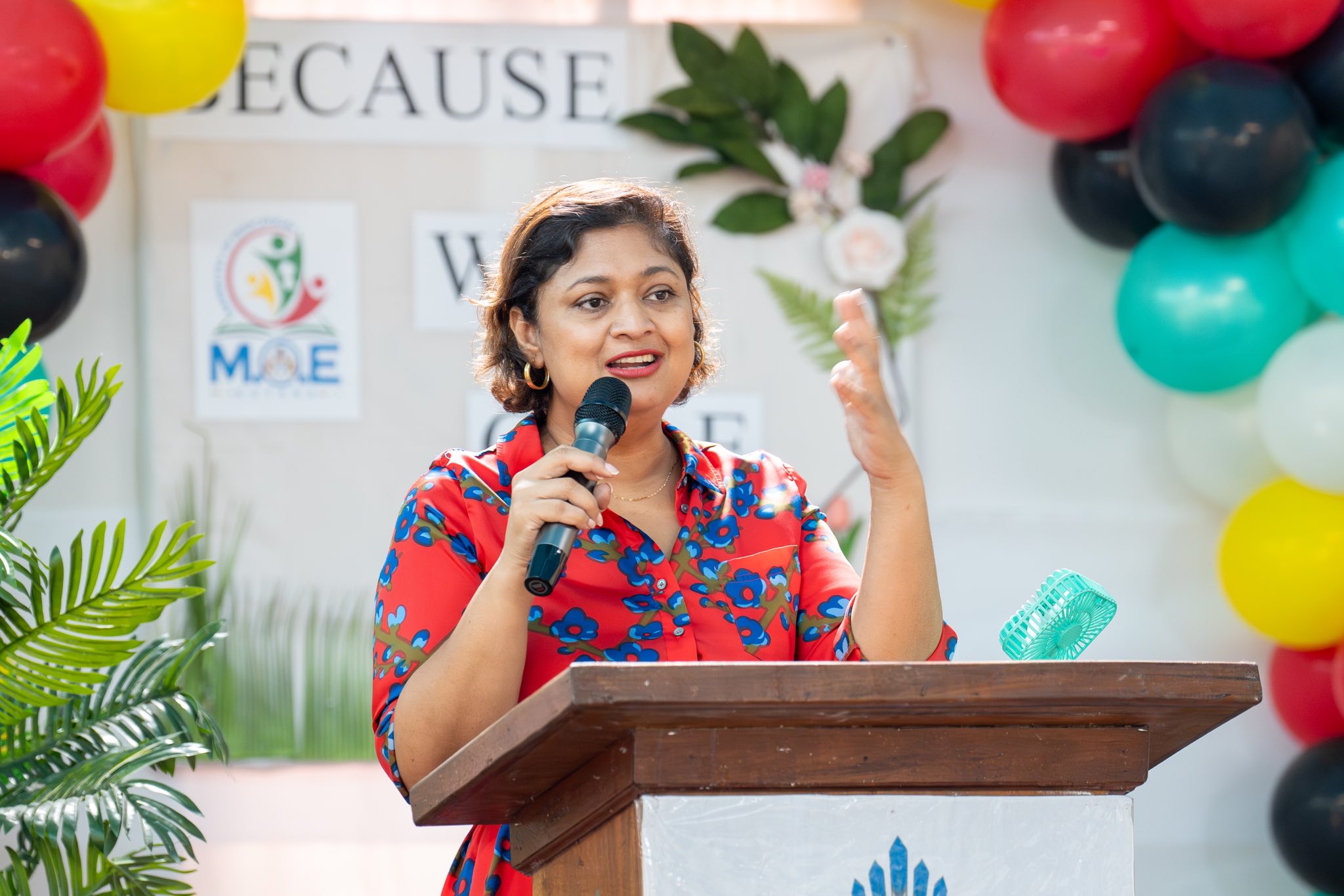 Education Ministry reports "smooth start" to cash grant distribution ...