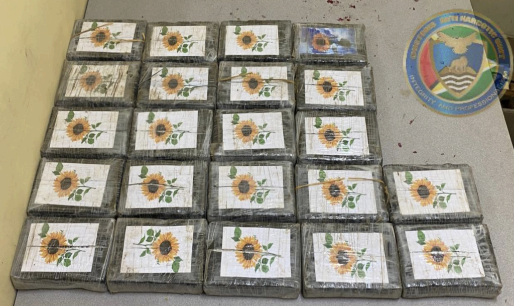 Venezuelan among three in custody over 52-pound cocaine bust in ...